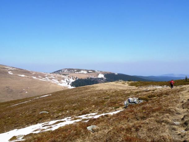 ROMANIAN TOUR - BERGTOUR IN RUMÄNIEN - Überqueren des Kammes des ...